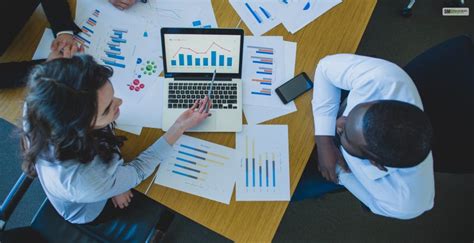 The Best LinkedIn Analytics Tools You Should Use Right Now