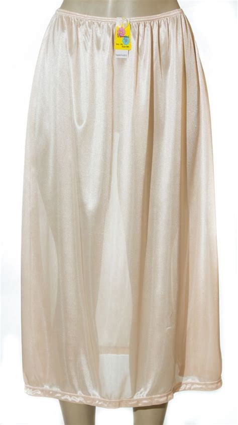 Fashion 31 Length Women Plain Long Half Slip Ladies 100 Polyester S M