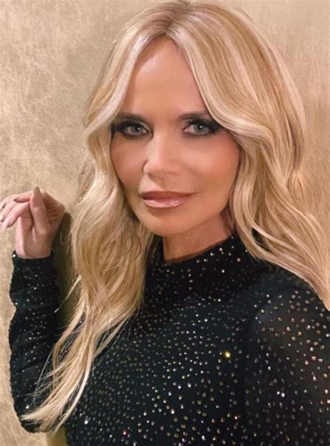 Kristin Chenoweth Biography Age Boyfriend And More Mrdustbin