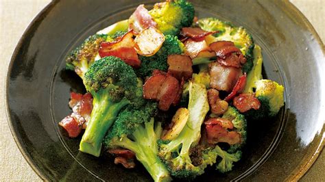 ブロッコリーのにんにくベーコン炒め レシピ 大庭 英子さん｜みんなのきょうの料理 レシピ 料理 レシピ レシピ ブロッコリー