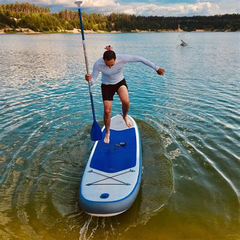 Сап-серф🏄‍♂️ на озере Изумрудном в Юдино🌐 Круто, но смотреть на озере ...