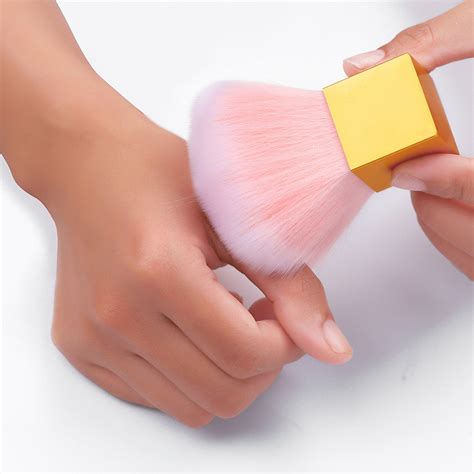 Badu Bg Четка за прах за почистване на нокти Квадратна златиста метална дръжка Боя за нокти Гел