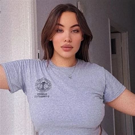 Mina ️ Amani Ltaif • Threads Say More