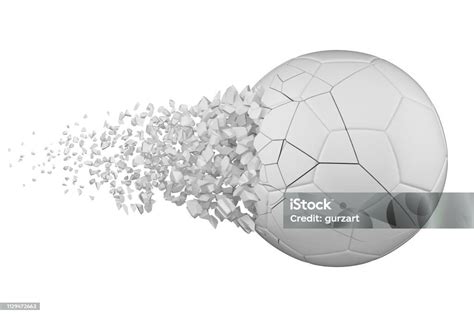 산 산 조각 축구 볼 3d 현실 래스터 그림입니다 폭발 효과 함께 축구 공입니다 깨진된 고립 된 디자인 요소입니다 축구공에 대한 스톡 사진 및 기타 이미지 Istock