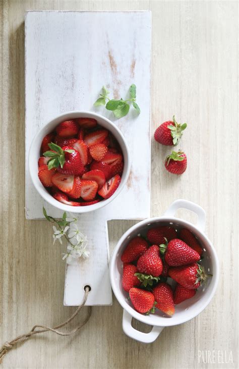 Strawberry Rhubarb Crumble Pie Gluten Free And Vegan