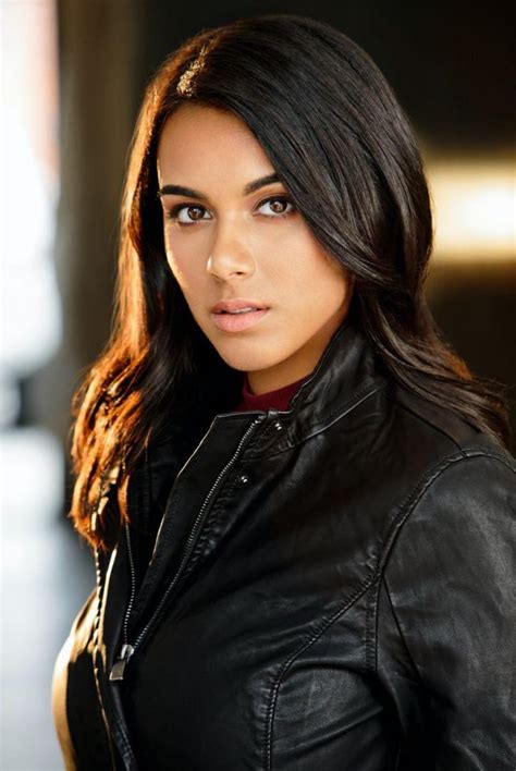 Rachel Thundat R Prettygirls