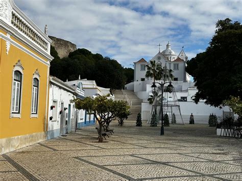 Ани Салич и Цацаров с меден месец в топлите страни ето на кое вълшебно местенце се усамотиха
