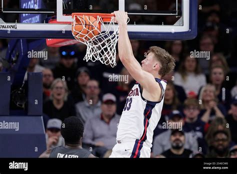 Gonzaga Forward Ben Gregg 33 Dunks During The First Half Of An Ncaa