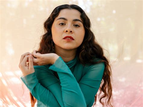 Silvana Estrada R3venta2