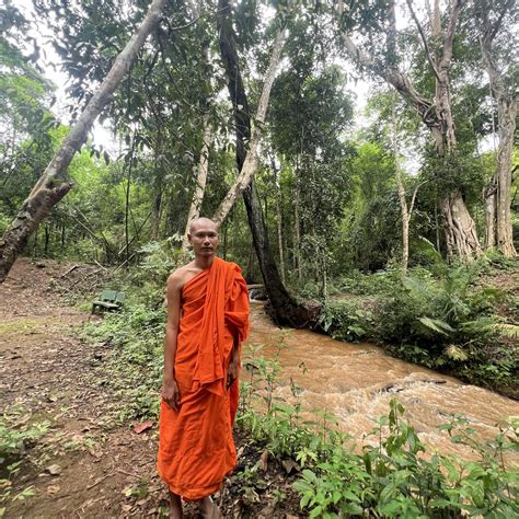 ព្រះភិក្ខុ រ៉ុន