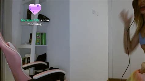 Sillad On Twitter Girl Who Got A 7 Day Ban For Having Sex On Stream Is Back At It Again