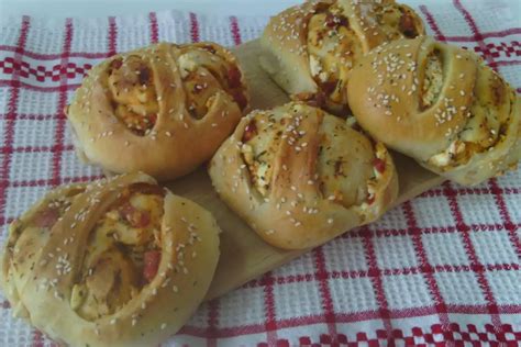 Закуски със сирене и колбас Рецепти Gotvach Bg