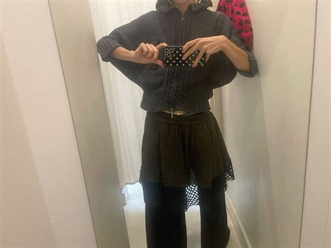 Radiogel On Insta Capsule Outfits Outfits Cool Girl