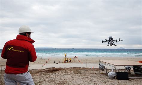 県と市が行ったドローン活用の実証実験に参加