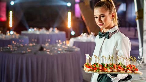 Catering Server Shares Wild Wedding Story Yourtango