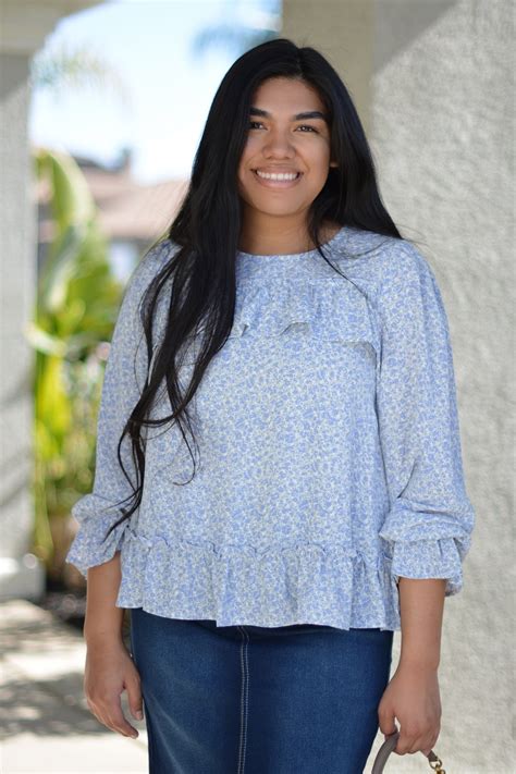 Arya Blue Floral Top Skirt Society