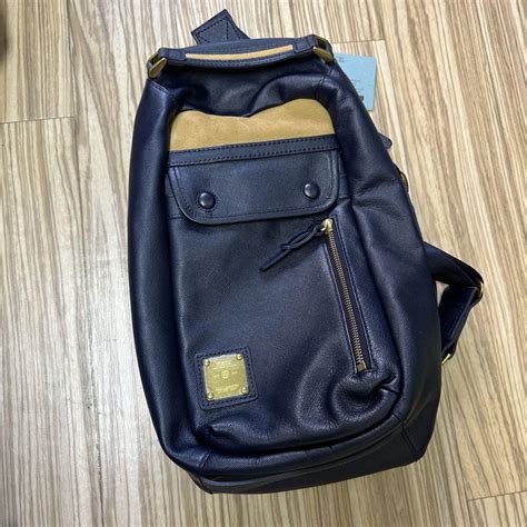 Assov ショルダーバック メルカリ