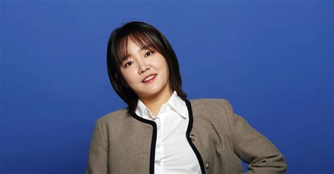 “든든한 짝 만났다” 윤하 결혼 깜짝 발표···팬들에 자필편지