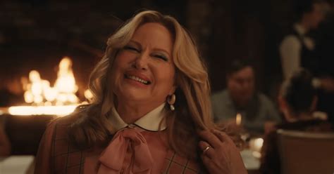 Jennifer Coolidge Goes On An Date With A Villager In Hilarious A