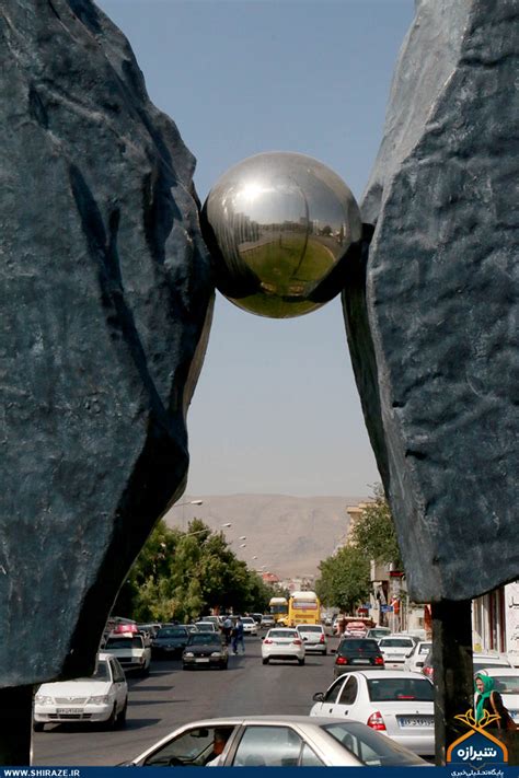 المان هایی که نشانی از شهر راز ندارند جای خالی نمادهای خاطره انگیز در