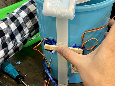雲造 Yum Arduino垃圾桶改裝