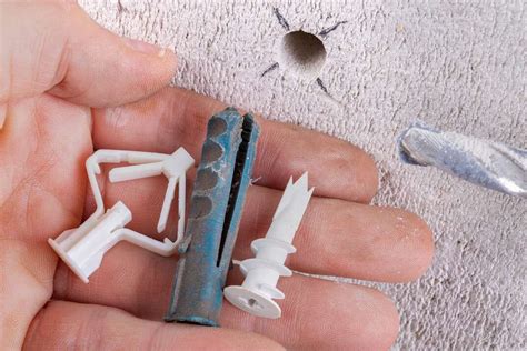 Plastic Drywall Anchor