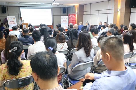 ម៉ាឡេស៊ី និងវៀតណាម កំណត់គោលដៅពាណិជ្ជកម្មឱ្យឈានដល់១៨ពាន់លានដុល្លារ ត្រឹមឆ្នាំ២០២៥ Leading Real