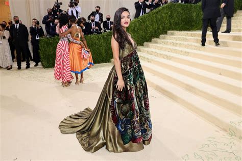 Rachel Zegler 2021 Met Gala • Celebmafia