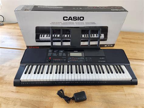 Electonric Piano Casio 61 Key Portable Keyboard