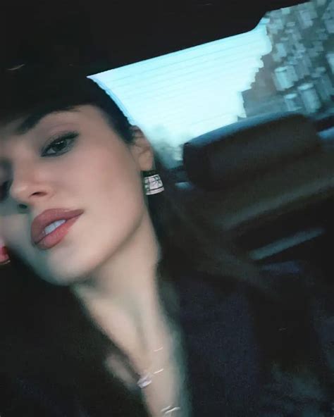 Hande Ercel Pretty Face R Handeercelx