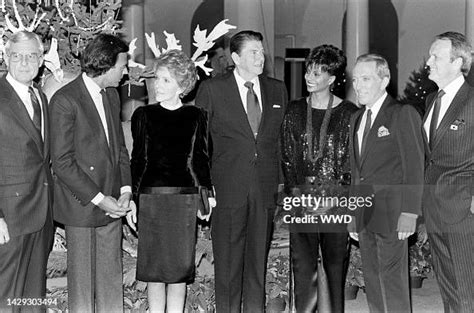 Grant Tinker Julio Iglesias Nancy Reagan Ronald Reagan Leslie