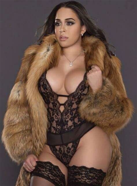 Pin By Hugon Wieniawski On Fur Women Fur Coat Fur Fashion