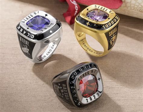 Custom Class Ring For Mens High School College And University