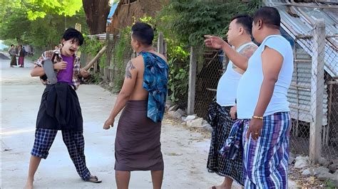 အရုပ် ဆောင်ရင် ကွမ်းကိုမစားနိုင်တာ ရုပ်ကိုကြည့်ဦး 😂 Youtube