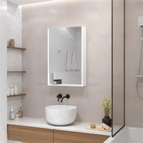 Зеркало шкаф с подсветкой