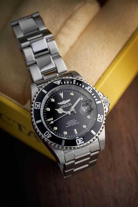 Invicta Submariner Red And Green