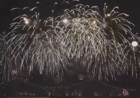 광안리 뜨거운 부산불꽃축제 차가운 한파 속에 축제 사진 더페스티벌