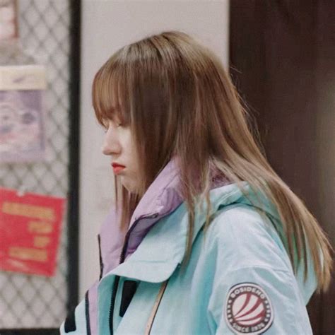 Cheng Xiao X Cheng Miao Vacation Of Love Drama Screensnap Rain Jacket Cheng Xiao Fashion