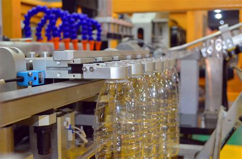 Công ty sản xuất chai nhựa PET tại Tp Hồ Chí Minh chuẩn ISO NHỰA HỒNG ĐÔNG HDPLAS