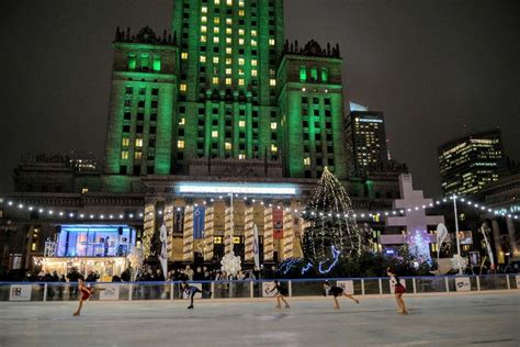 6 декабря в Варшаве откроется бесплатный каток возле Дворца культуры и науки