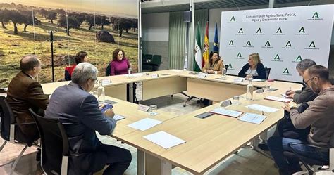 Cumbre De La Consejería De Agricultura Con Empresarios Y Sindicatos
