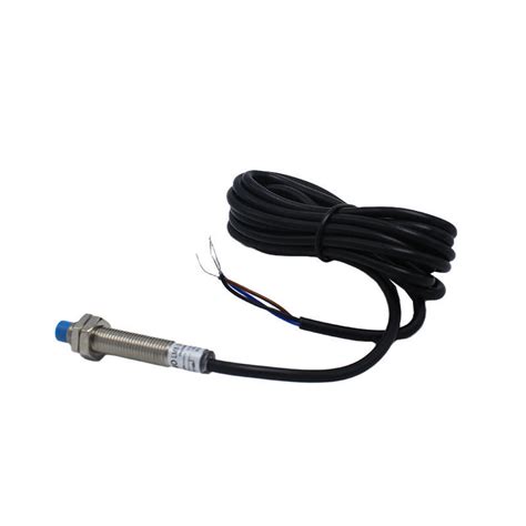 PNP No Output Connector Type Inductive Proximity Switch Yumo For Poland Market Proximity