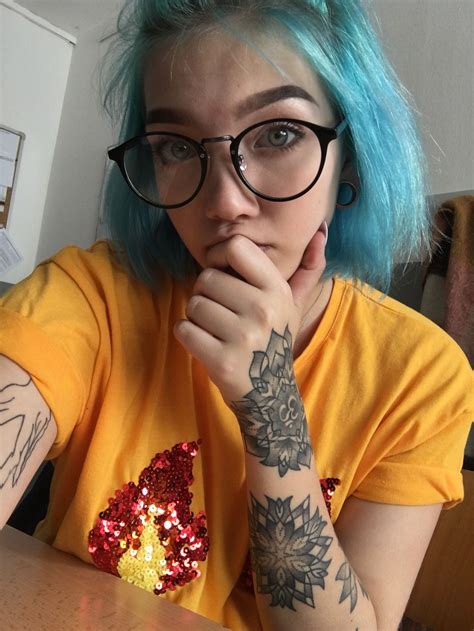 Blue Hair Cute Girl Tattoos Girl With Glasses Eyebrows Cute