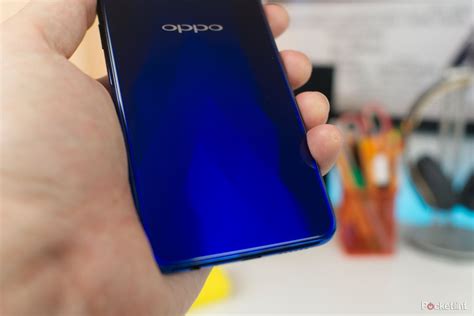 Hands On With The Stunning Oppo F The Phone With A Notch You Won T Hate