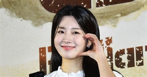 이한주 아름다움 넘치는 하트 포토엔hd