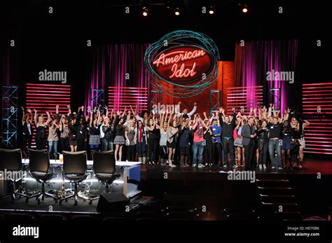 American Idol 9 Hollywood Contestants Host Ryan Seacrest Front Row