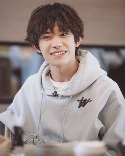 Ghim Của Veronica Cinthya Trên Qian Xi Diễn Viên Đang Yêu Nụ Cười