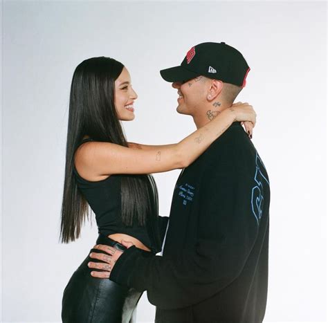 Emilia Mernes Y Duki Empezaron Como Amigos Y Un Año Después Confirmaron Su Relación Caras
