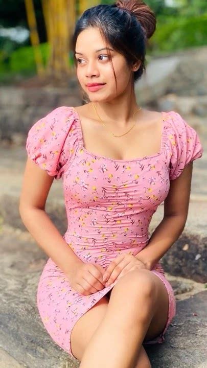 මේ වගේ බෝනිකක්කෙක් වගේ ලස්සන කෙල්ලෙක් ලබන්න පින් කරන්න ඕනෙ කොල්ලො🥹💞🧚‍♀️😘 තිලී ප්‍රනාන්දු Shorts