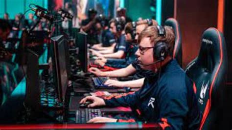 How To Become A Pro Gamer Latest Updates On Esports And Gaming